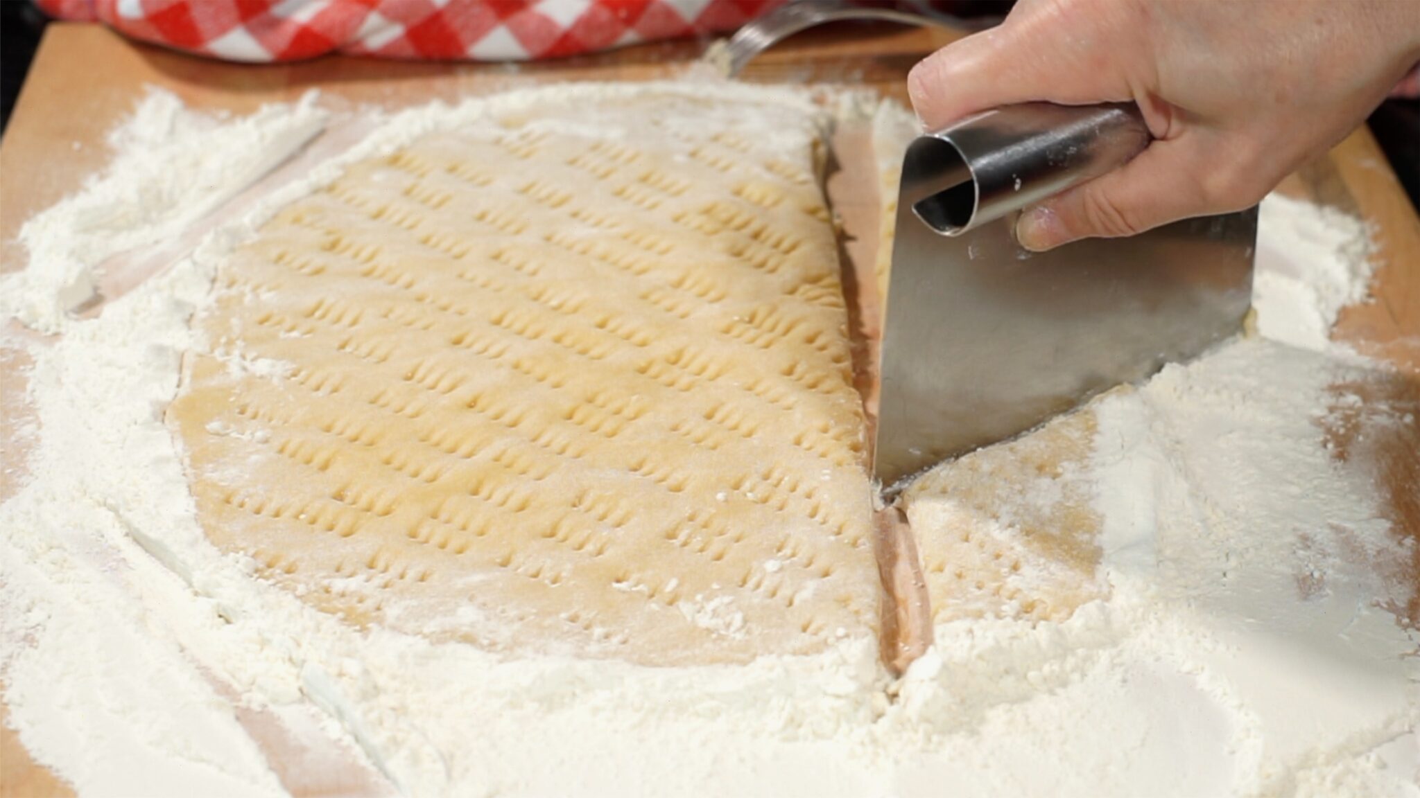 Pastette (Calabrian Milk Cookies) - Marisa Mariella