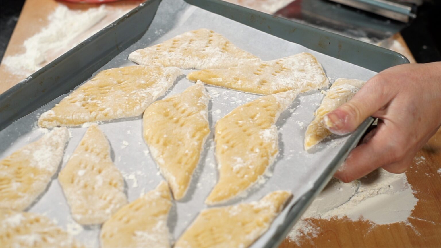 Pastette (Calabrian Milk Cookies) - Marisa Mariella