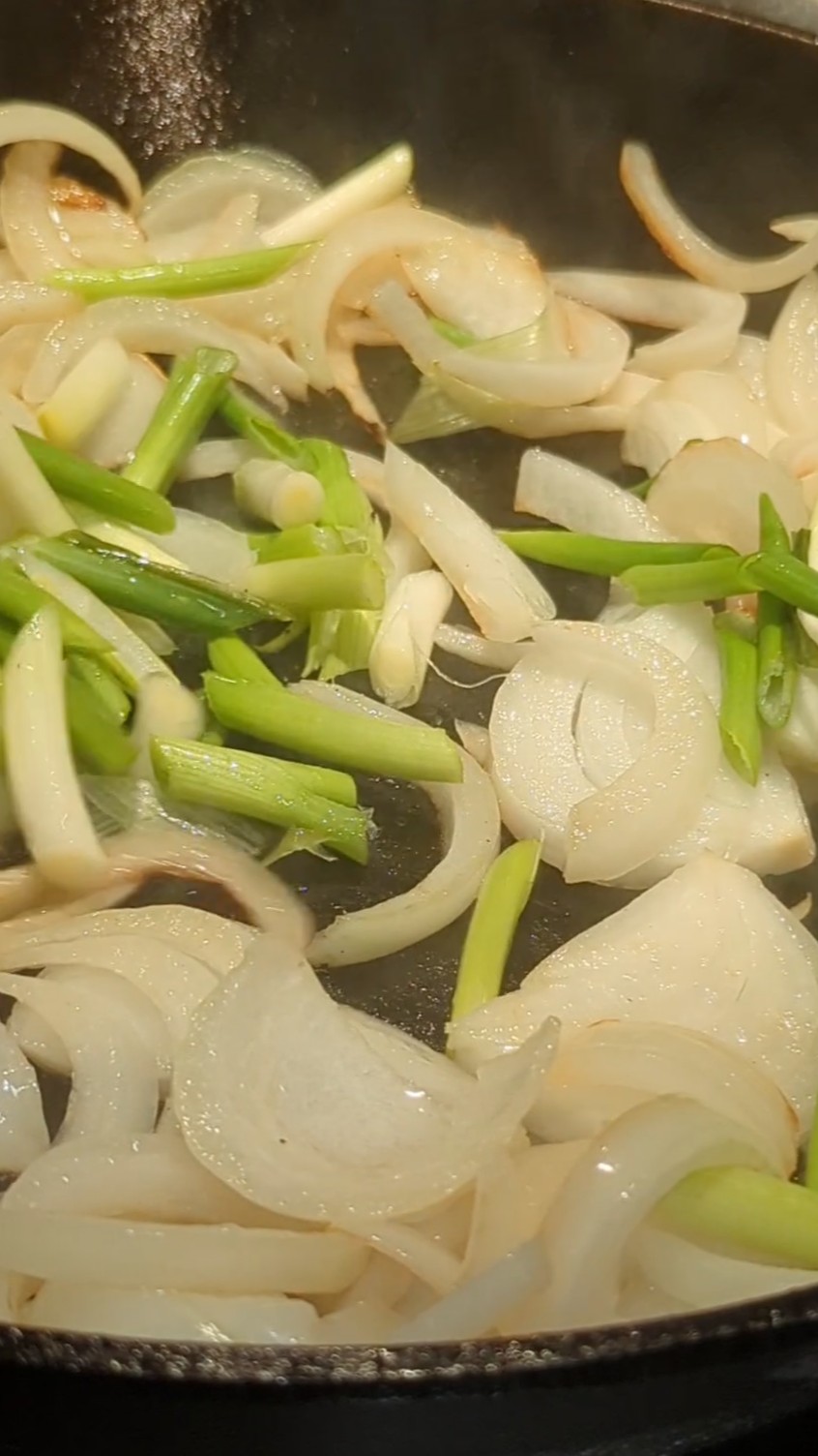 Asian-Style Chicken Ginger Curry With Soba Noodles - Marisa Mariella