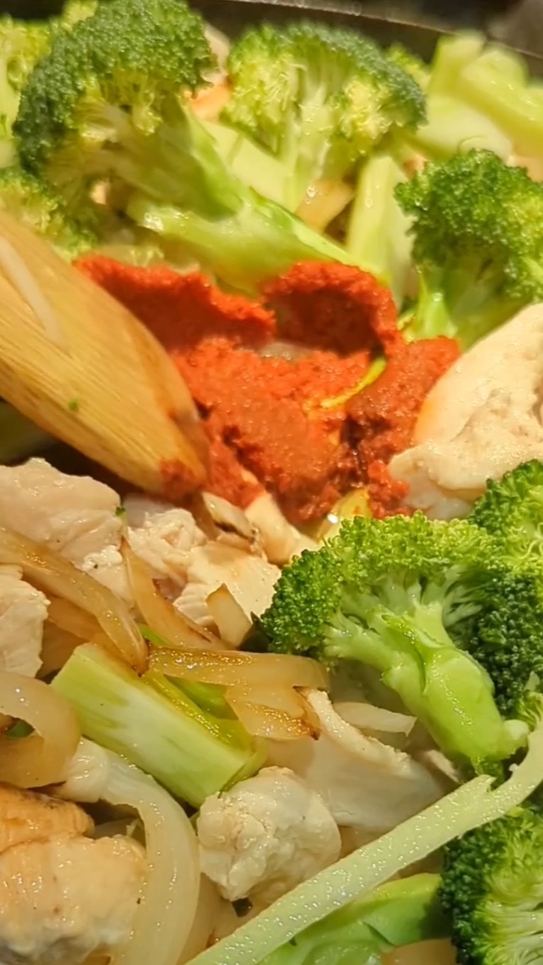 Asian-Style Chicken Ginger Curry With Soba Noodles - Marisa Mariella